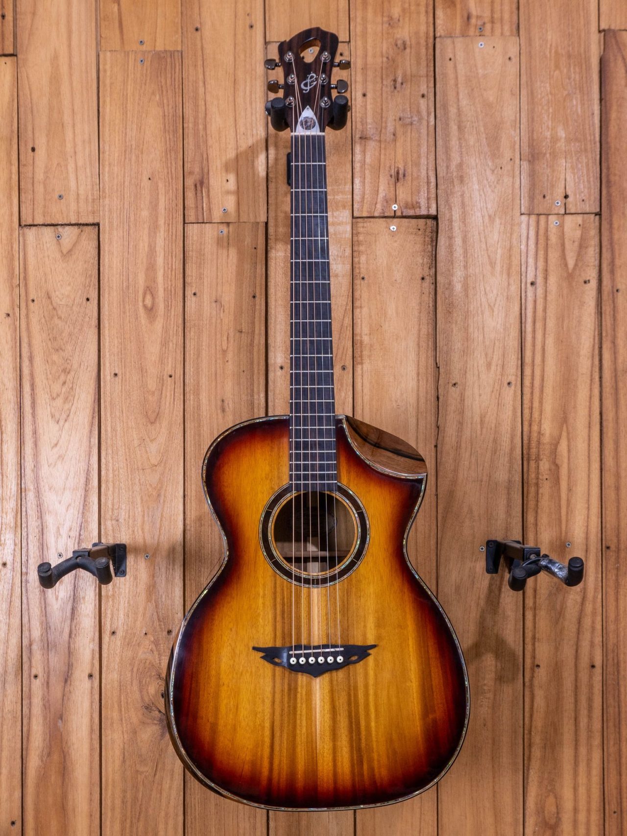 Orchestra Model (OM) - Jackfruit Top, Back and Sides (Edgeburst ...